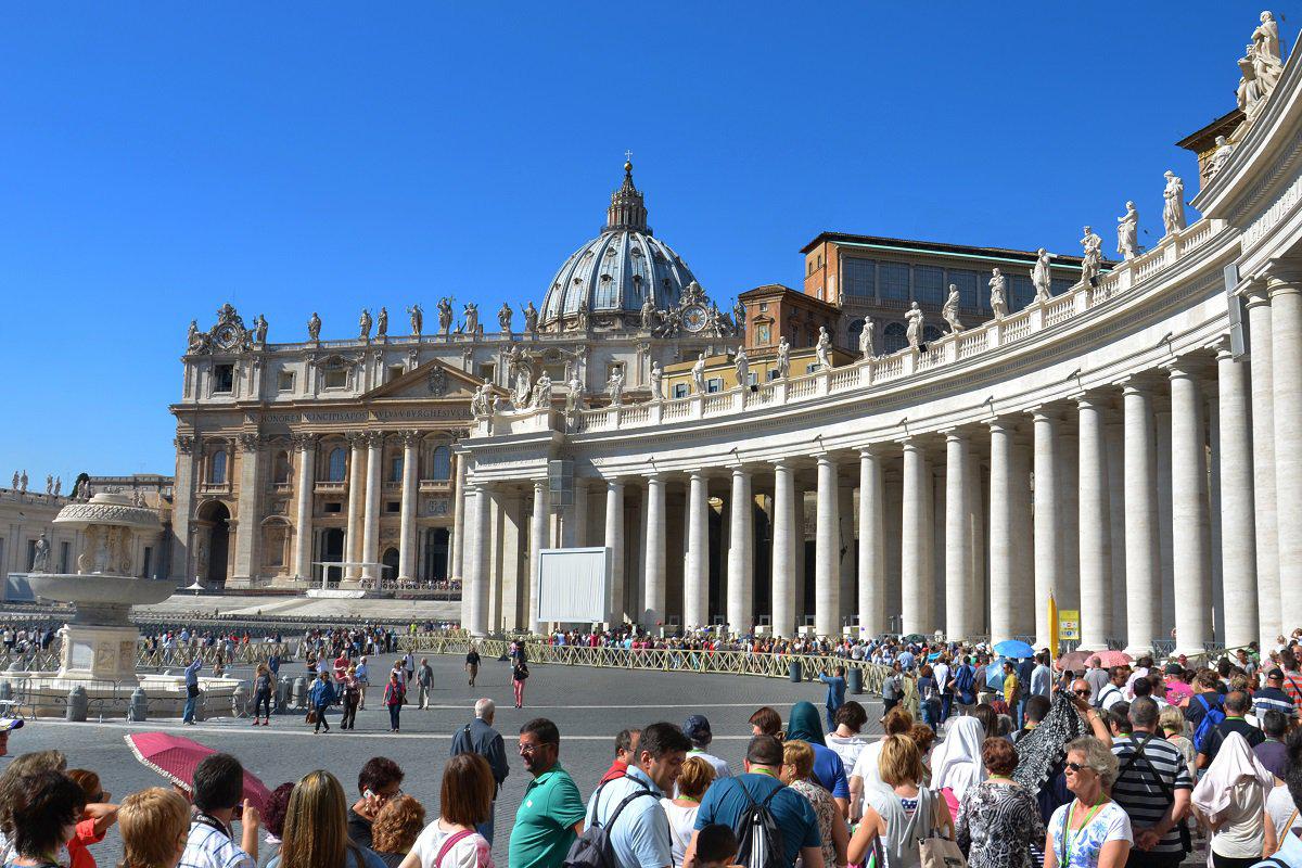 Vatican Museums, Sistine Chapel and St. Peter's Basilica - 4h tour