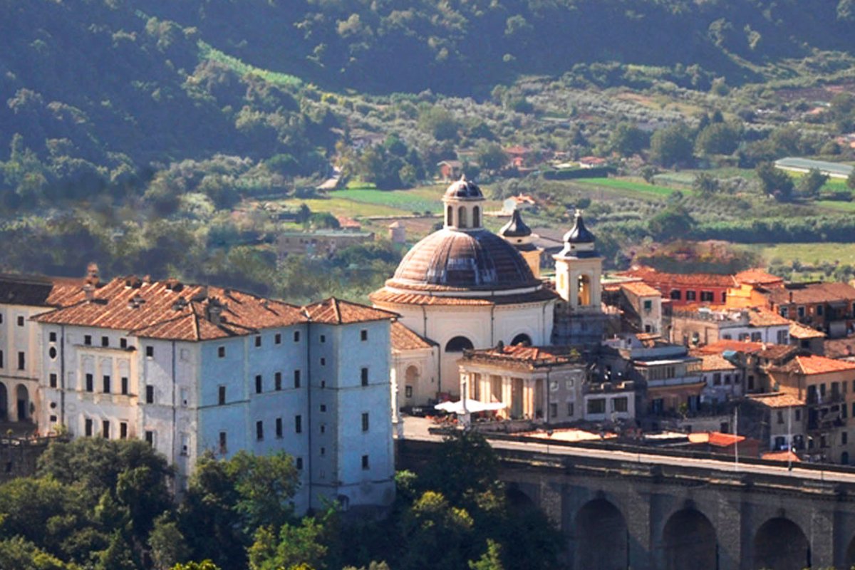 Guided Tour to the Roman Castles - ITALY MUSEUM