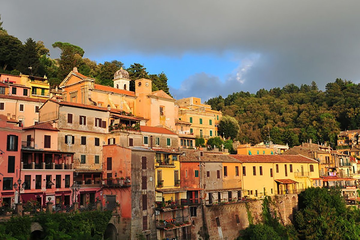 Guided Tour to the Roman Castles - ITALY MUSEUM