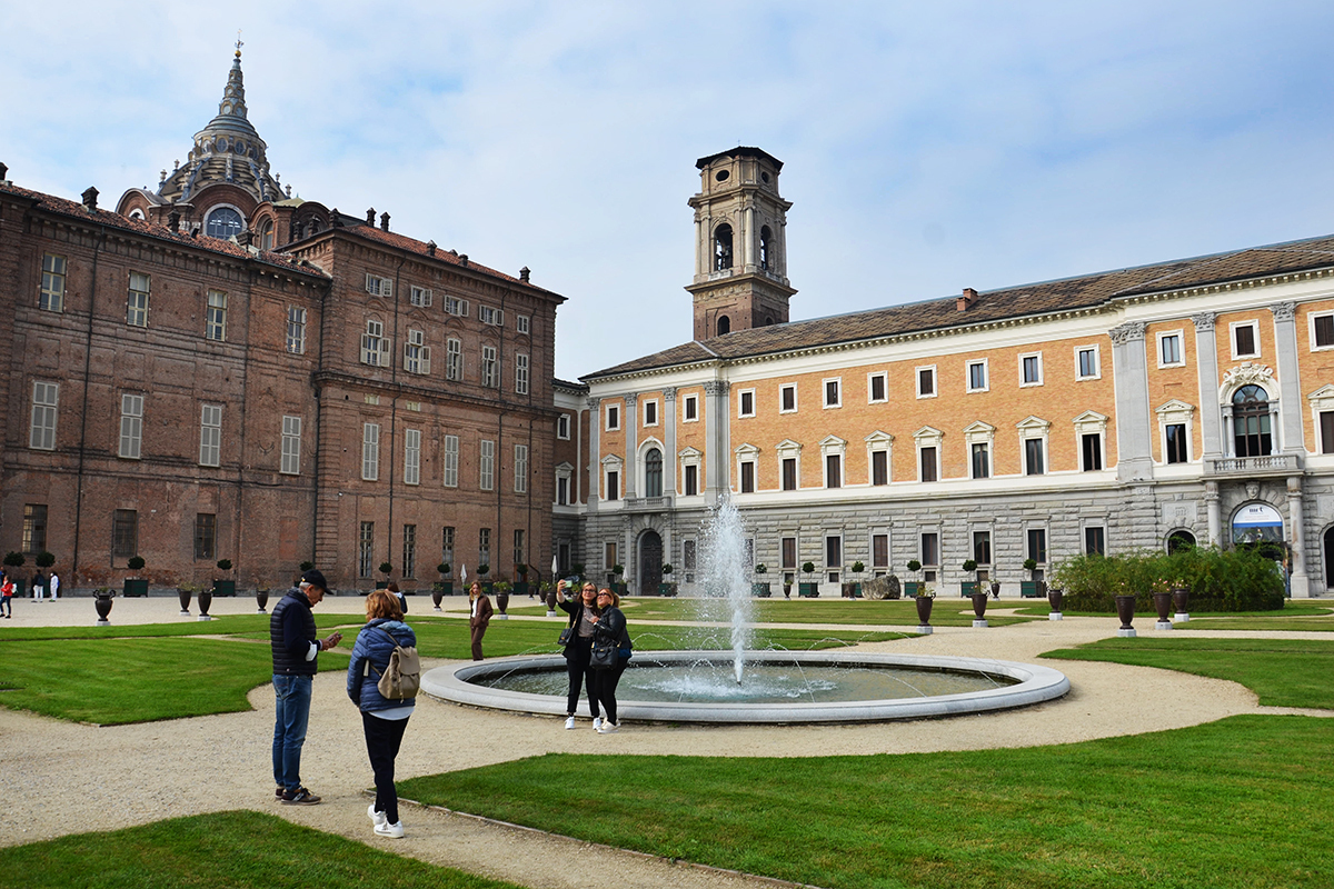 Guided tour of the historic centre of Turin - ITALY MUSEUM